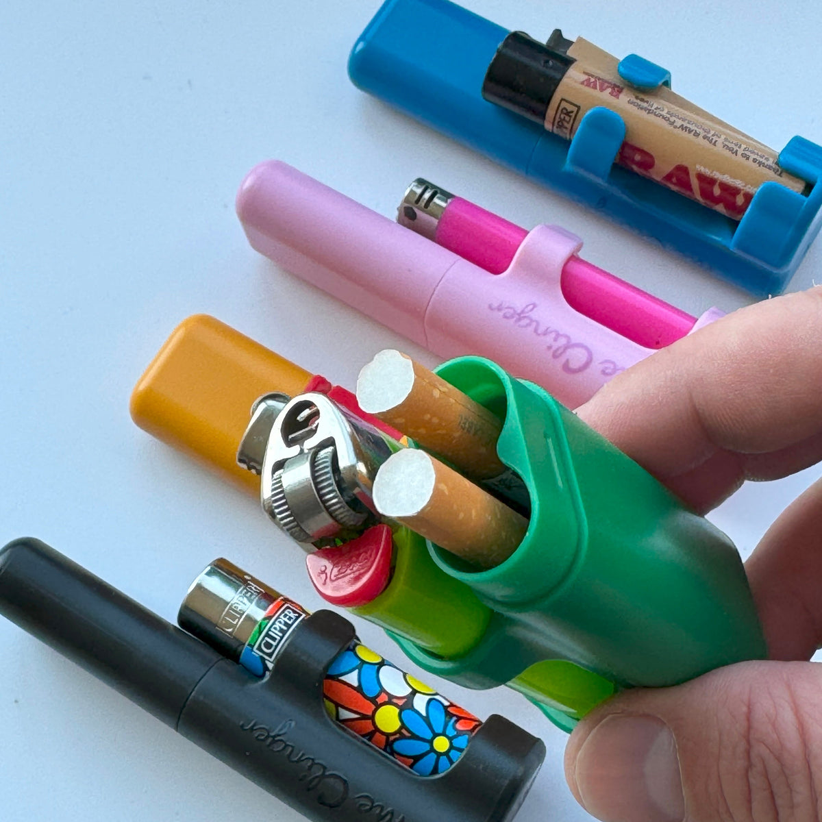 The Clinger | Stage 2 (Holds 2) – JJ Trading Inc.